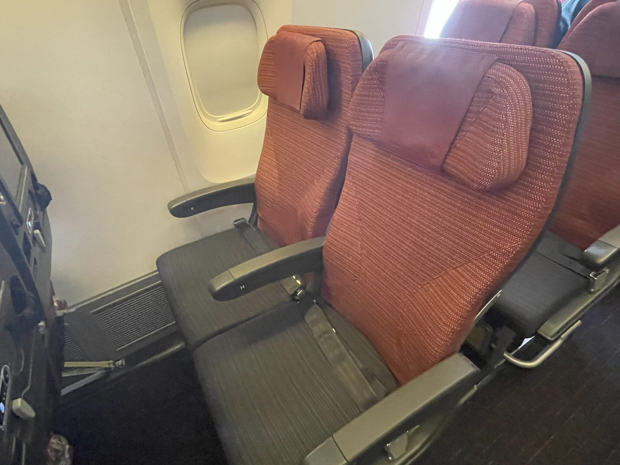 日本航空JL8663便 成田→台北 エコノミークラス搭乗記（2024.7.4） | 大きなやかん…なみあし日記 / Trip with Flights