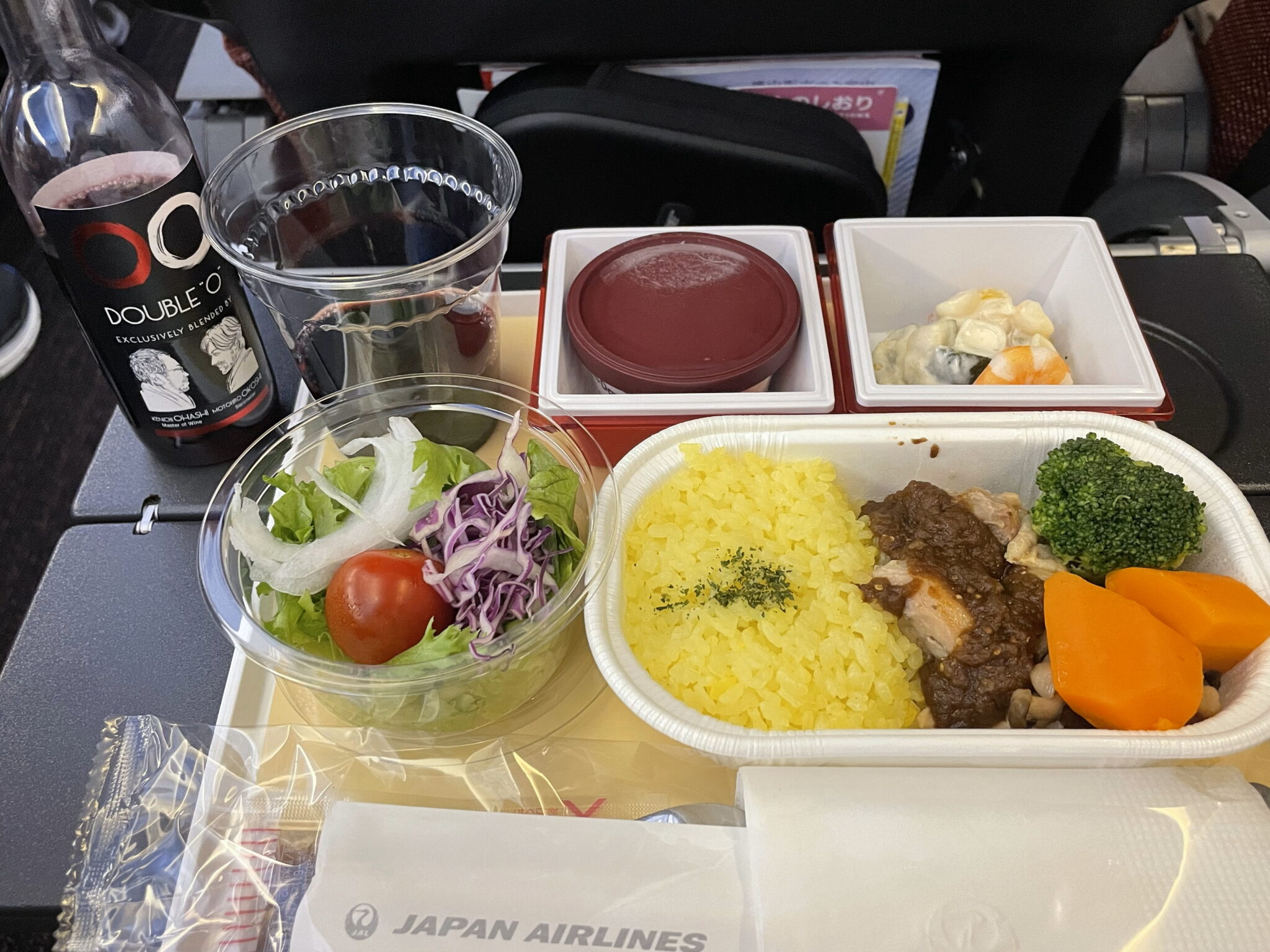 日本航空JL8663便 成田→台北 エコノミークラス搭乗記（2024.7.4） | 大きなやかん…なみあし日記 / Trip with Flights