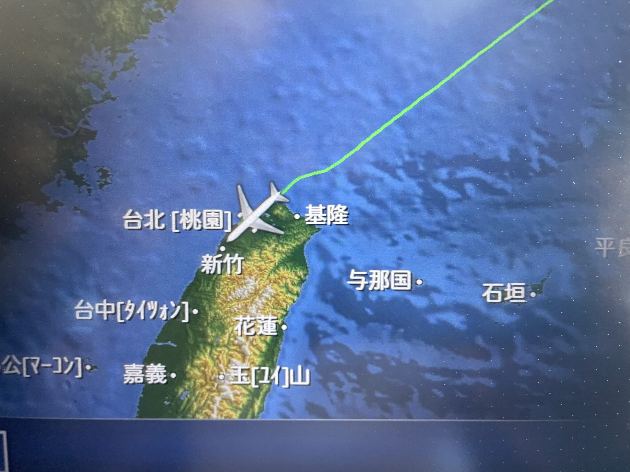 日本航空JL8663便 成田→台北 エコノミークラス搭乗記（2024.7.4） | 大きなやかん…なみあし日記 / Trip with Flights